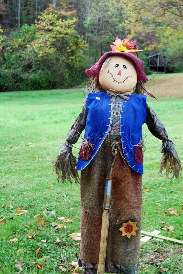 Scarecrow stock image. Image of birds, travel, october - 11096421