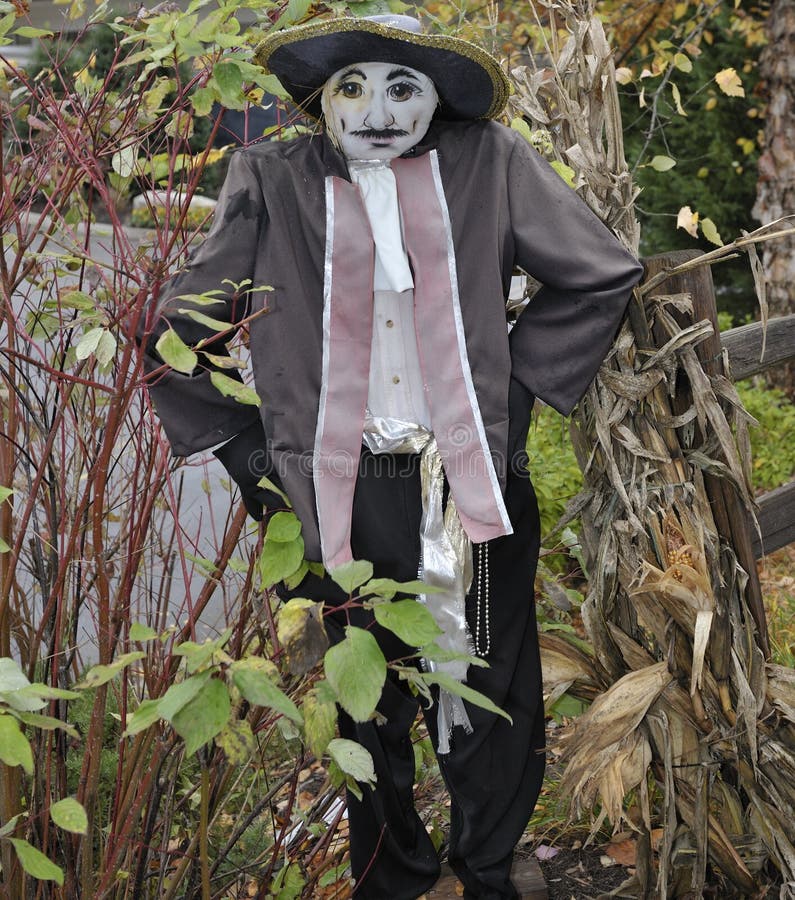 Scarecrow editorial image. Image of halloween, scarecrows - 19050375