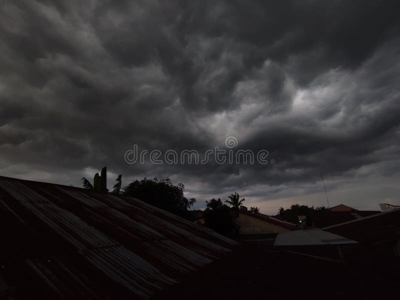 Scary Cloud at Evening in the Sky Stock Photo - Image of cloud, night ...