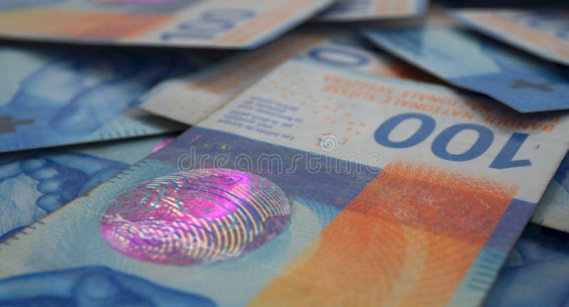 Scattered Banknote Swiss Franc Pile Stock Image - Image of franc ...