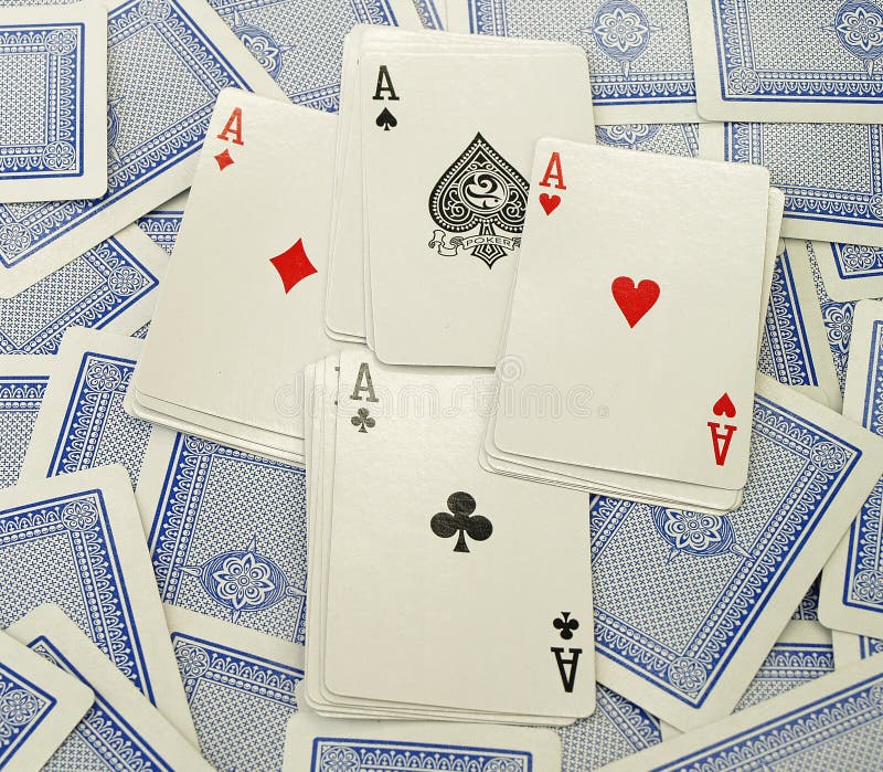 299 Scattered Playing Cards Photos - Free & Royalty-Free Stock Photos ...