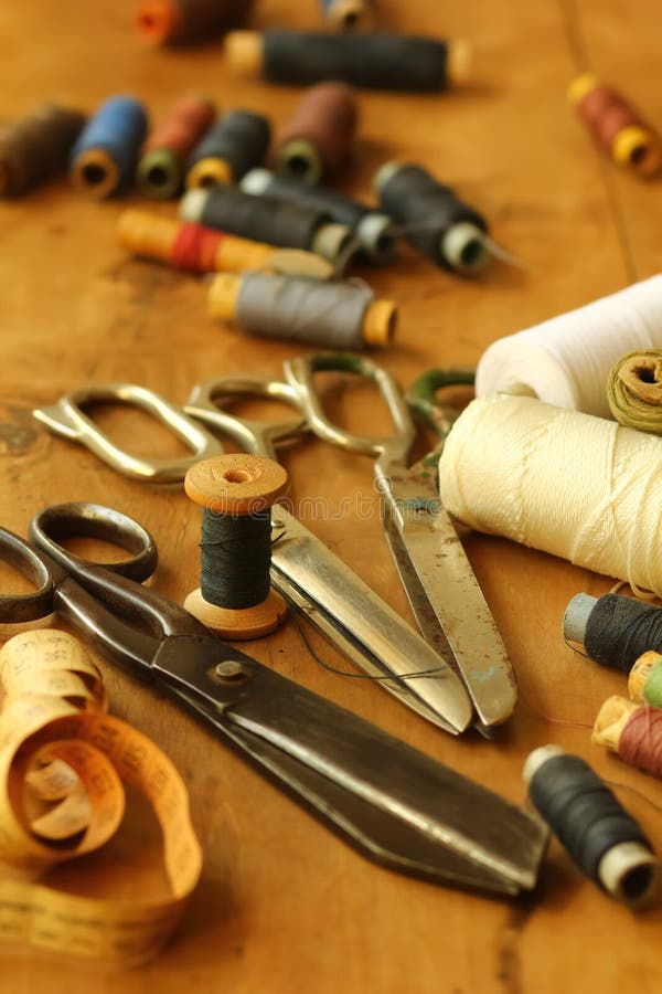 Scattered Vintage Scissors and Thread Spools Stock Image - Image of ...