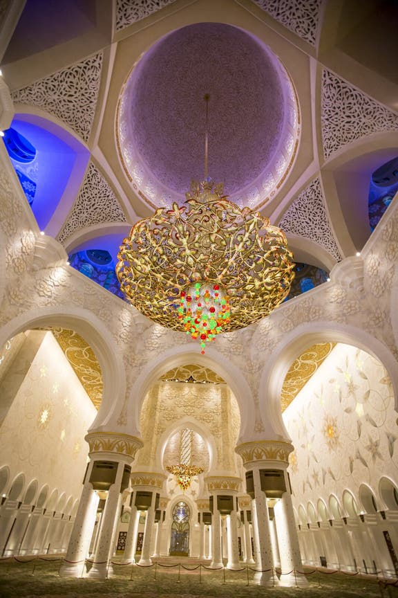 Sceicco Zayed Grand Mosque Nell'Abu Dhabi Fotografia Editoriale ...