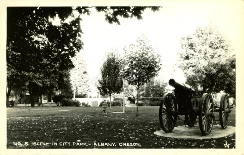 Scene In A City Park In Albany, Oregon Picture. Image: 222434707