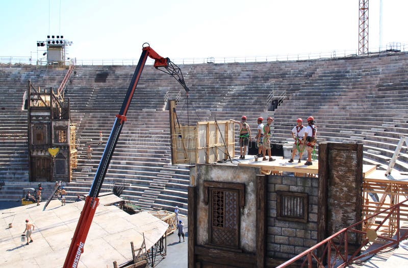 Scenery Construction in the Verona Arena, Italy Editorial Stock Image ...