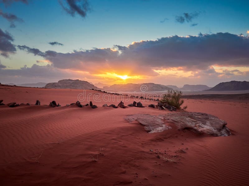 Scenic Beautiful Sunset in Wadi Rum Desert, Jordan Stock Image - Image ...