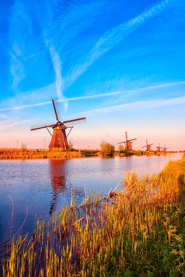 Dutch Landscape with Windmills, Blue Sky and Water, Kinderdijk ...