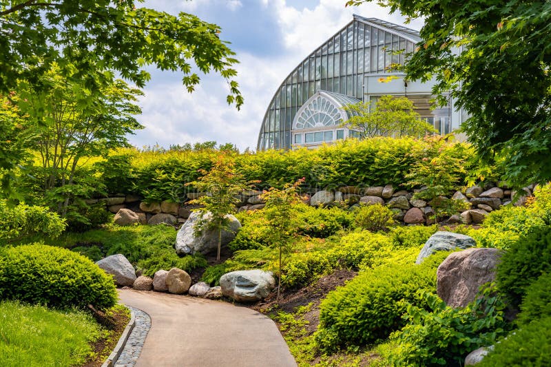 Scenic Exterior View of Como Park Conservatory Building Stock Image ...