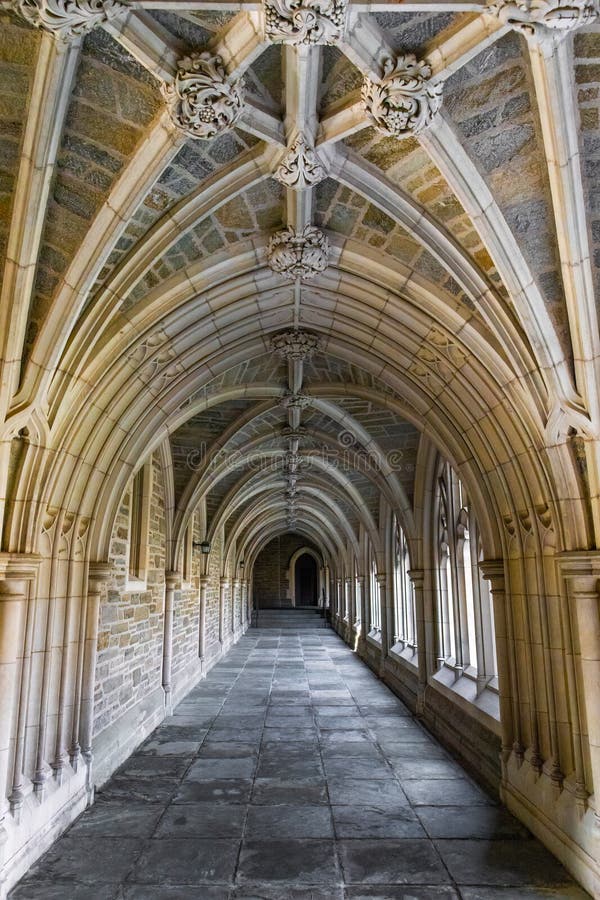 Scenic Gothic Hall in Princeton University Editorial Stock Photo ...