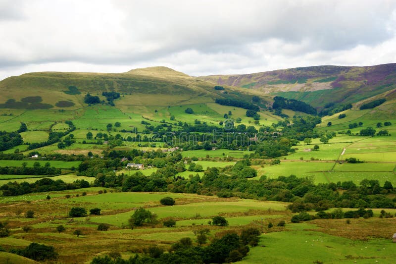 Edale Valley in the Snow, Peak District Stock Photo - Image of britain ...