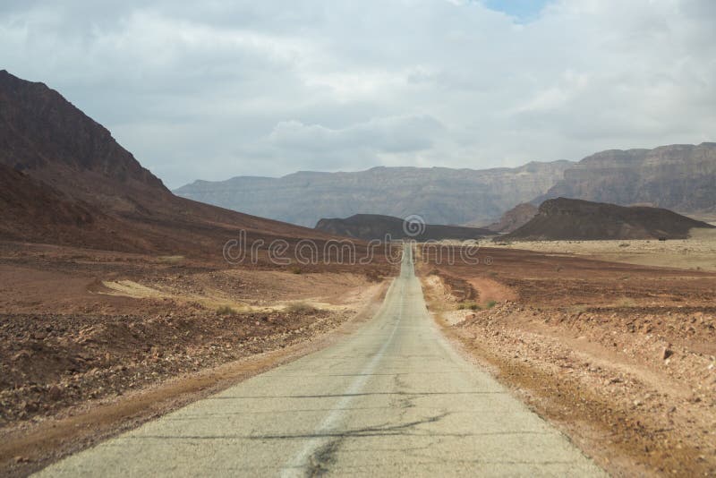 The Scenic Road in the Desert Stock Image - Image of turn, desert: 82158473