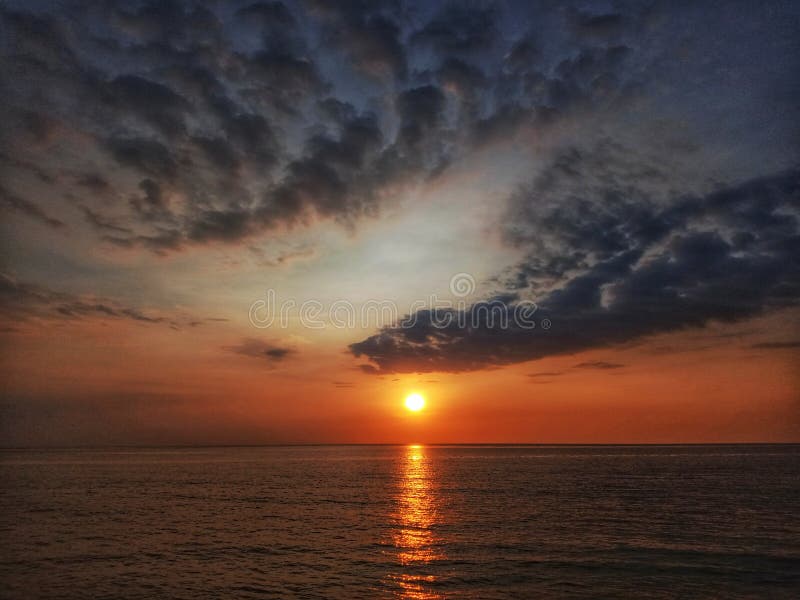 Scenic Sunset Viewing at the Seashore Stock Image - Image of viewing ...