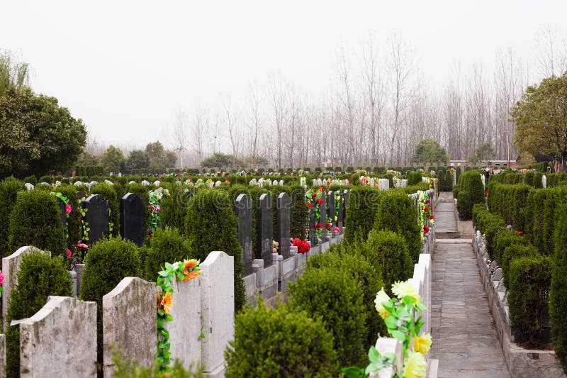 Scenic View of the Chinese Garden Cemetery. Editorial Photo - Image of ...