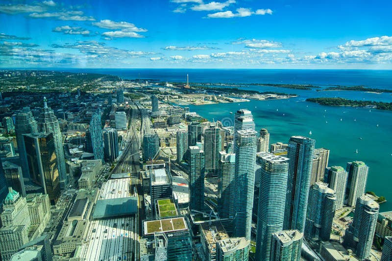 Scenic View of Toronto Skyline and Downtown in Canada Editorial Stock ...