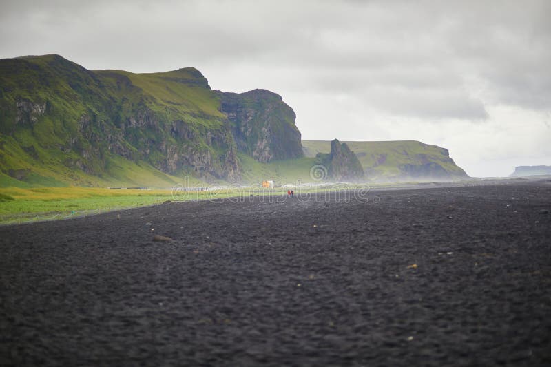 Scenic View of Vikurfjara Black Sand Beach in Vik in Southern Iceland ...
