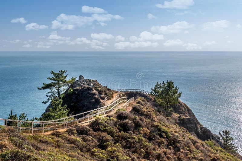 Scenic Viewpoint on the Coastal Highway No 1 in California, Overviewing ...