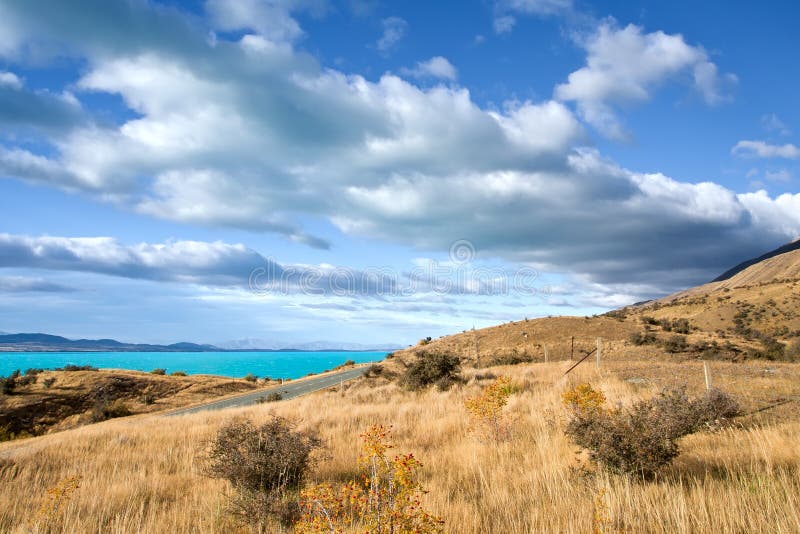 Schöne Neuseeland-Landschaft Stockbild - Bild von sonnig, fallen: 37915733