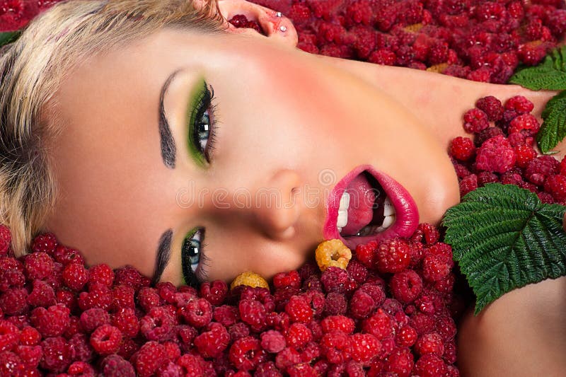 Fotos des Modells aus dem Bild mit der ID 41560456 von Ruslan Solntsev ...