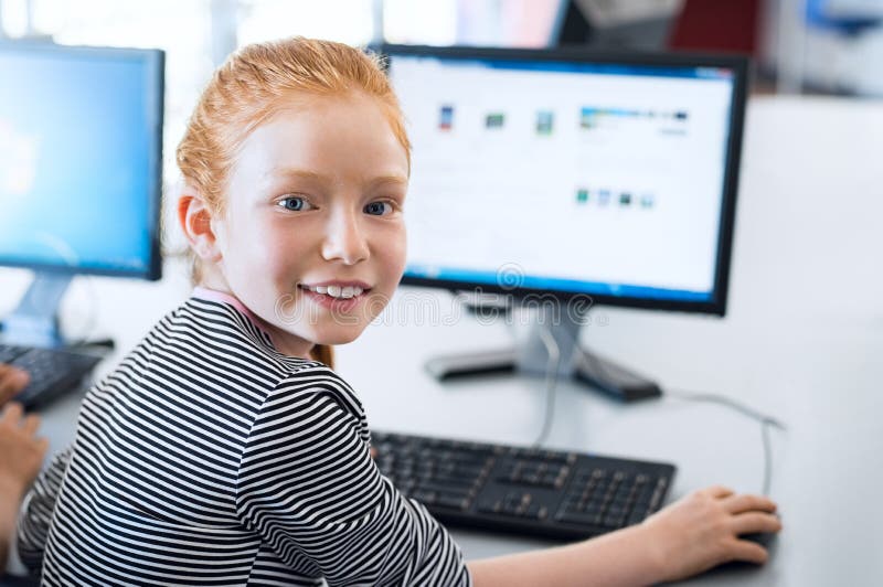 Computerschule Und Heimunterricht Stockbild - Bild von druck, schulen ...