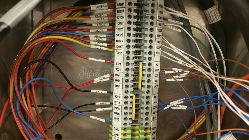 Schakelschema stock afbeelding. Image of technologie, macro - 6888619