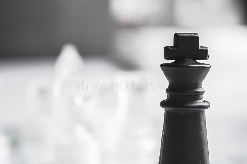 Schaken Figuurtjes Symbool Voor Concurrentie Stock Foto - Image of ...