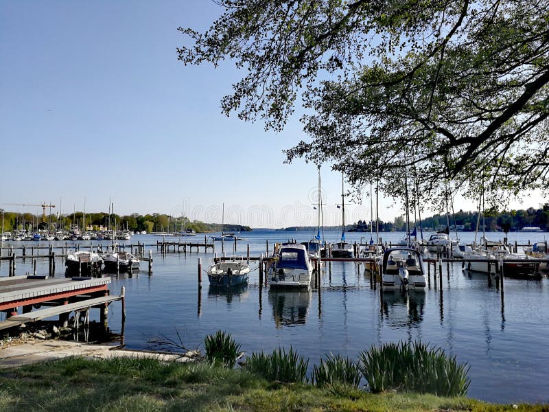 Scharfe Lanke in Berlin editorial stock image. Image of waterway ...