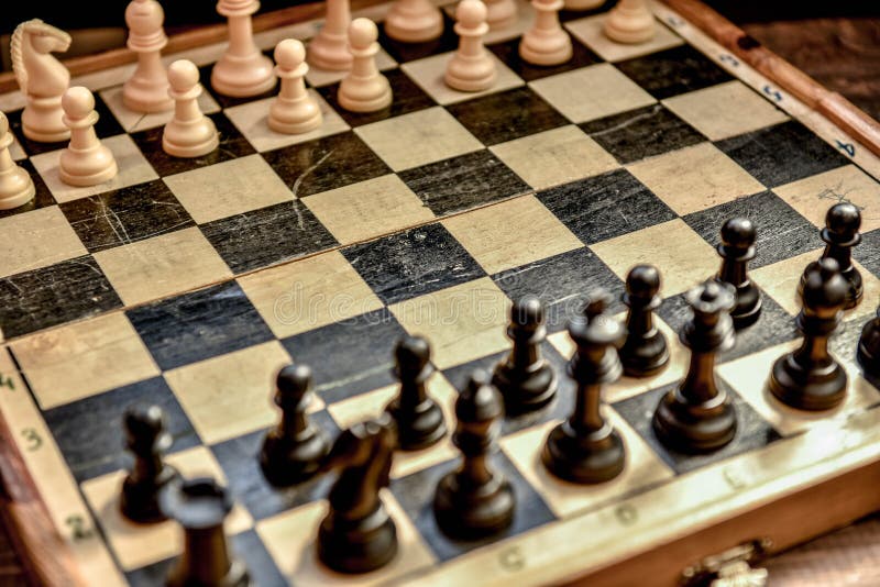 Scheda Di Scacchi Scacchi Del Gioco Immagine Editoriale - Immagine di ...