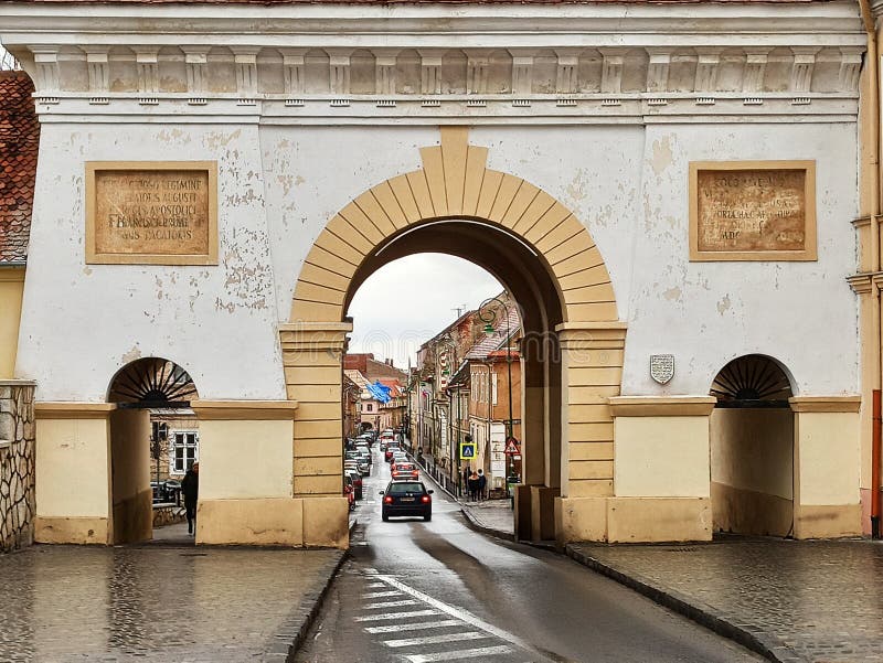 Schei Gate, Brasov, Romania Editorial Photography - Image of arch, road ...