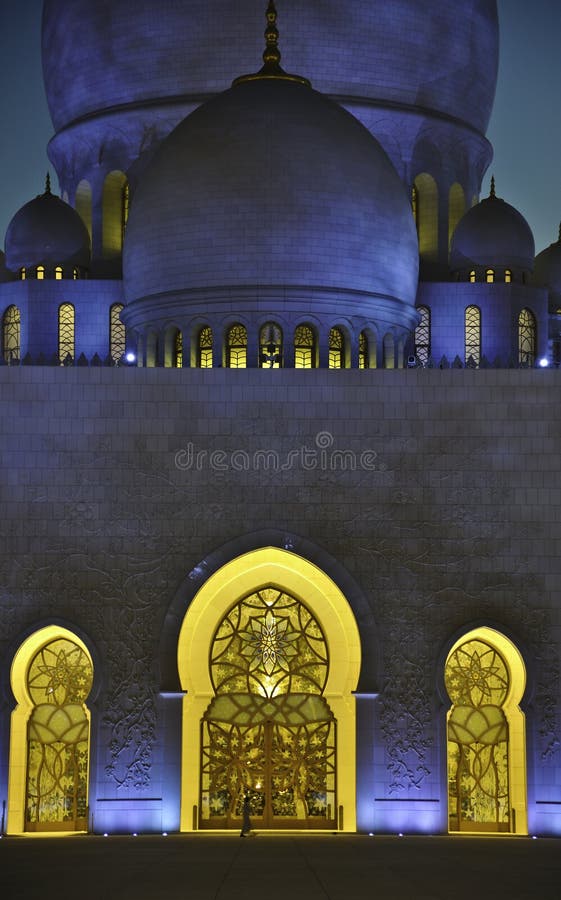 Scheich zayed Moschee UAE stockbild. Bild von moslems - 9200307
