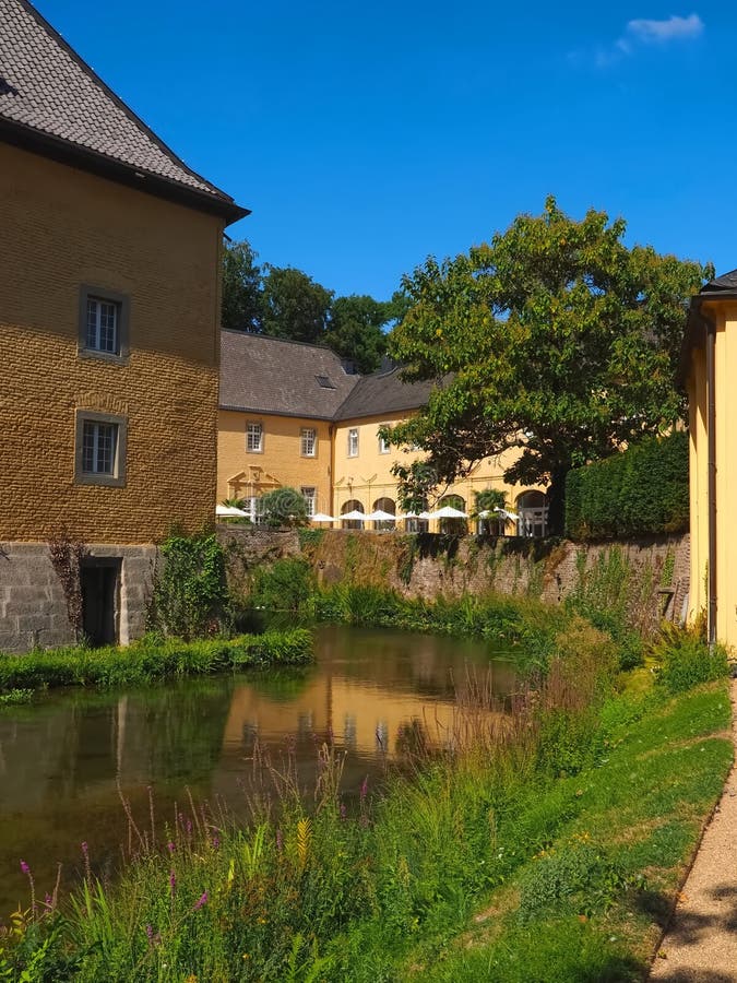 Schloss Dyck Beautiful German Water Castle in Juechen Editorial Image ...