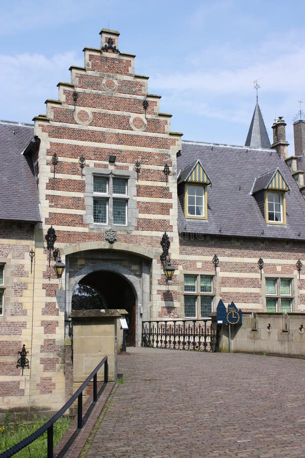 Schloss Heeswijk Zu Heeswijk Dinther Stockfoto - Bild von wolke ...