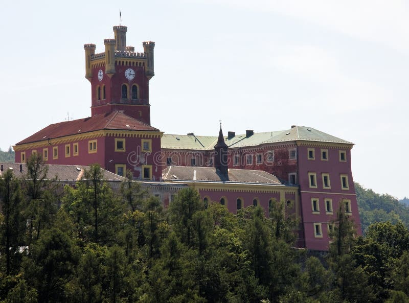 Schloss Mirov stockbild. Bild von gebäude, wand, tschechisch - 15014449
