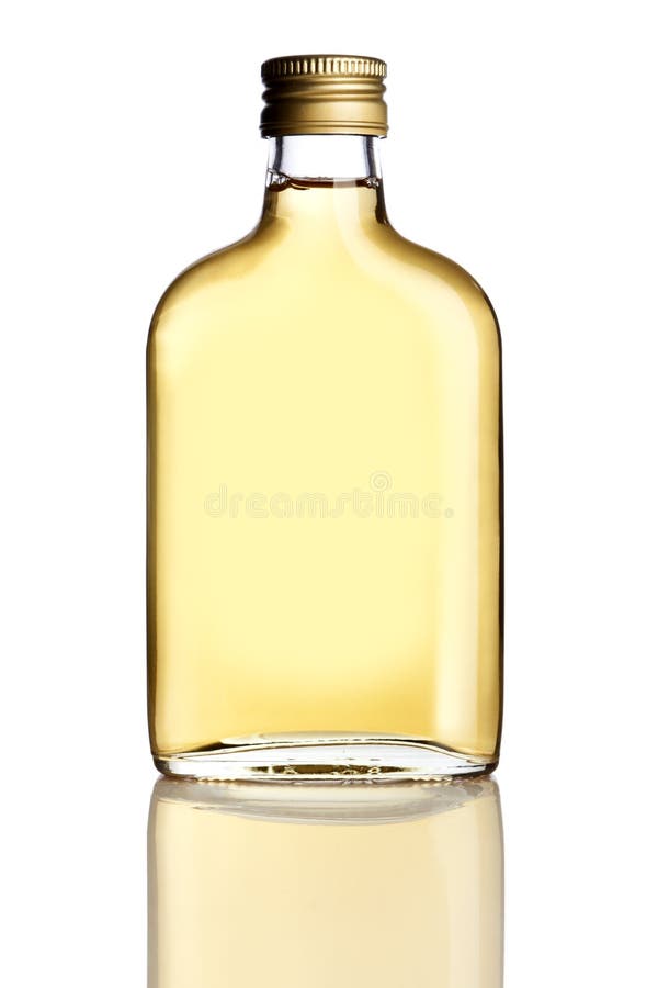 Schnapsflasche lokalisiert stockbild. Bild von flasche - 30866835
