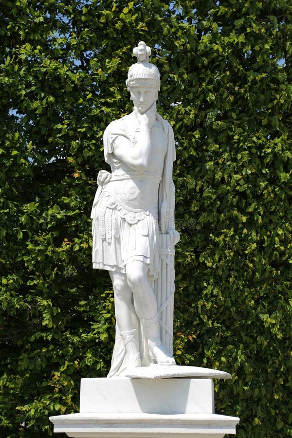 Hedge and Statue in Les Jardin Des Tuileries in Paris France Editorial ...