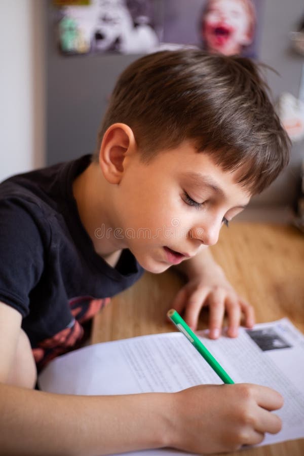 Kid Crying Very Loud in a Temper Tantrum Stock Photo - Image of ...