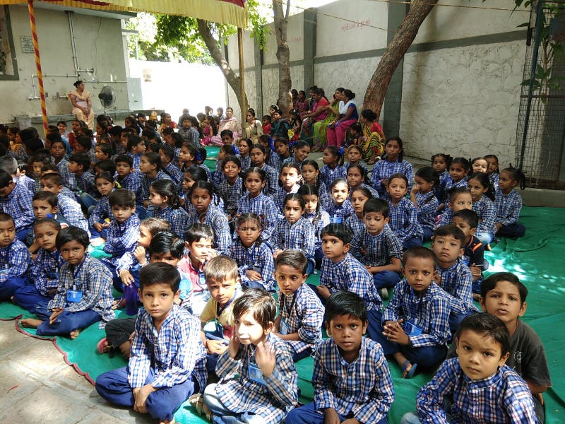 School children program editorial image. Image of program - 98411845