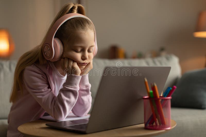 Little Blonde Girl Sleeping Side View Stock Photos - Free & Royalty ...