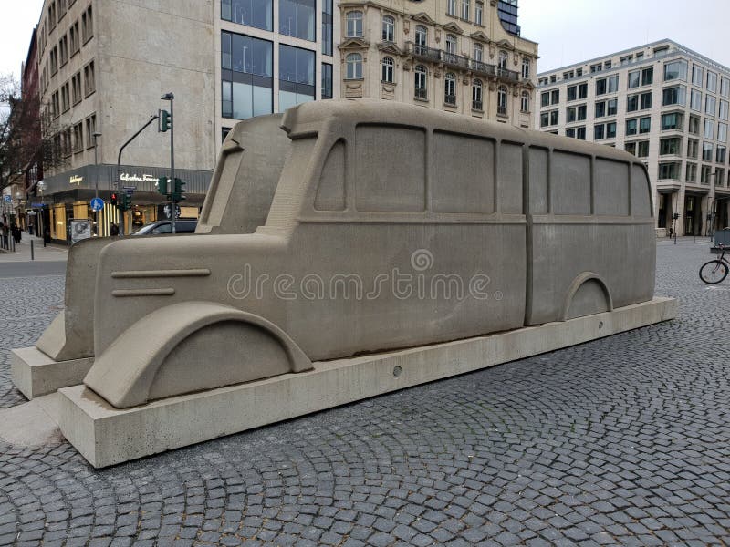 Schoolbus editorial stock image. Image of schoolbus - 113732579