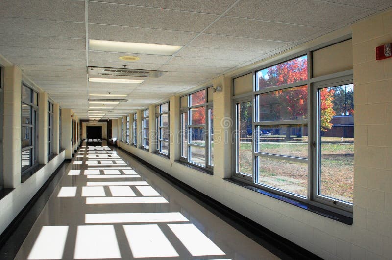 Gang Middelbare School Verplicht Met Je Mondkapje Naar School: 'Als