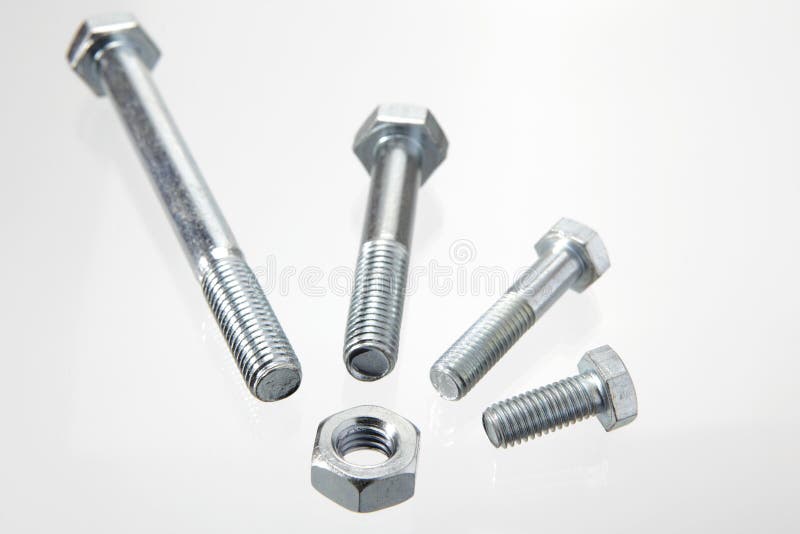 Schrauben, Muttern Und Schrauben, Skyline Stockbild - Bild von silber ...