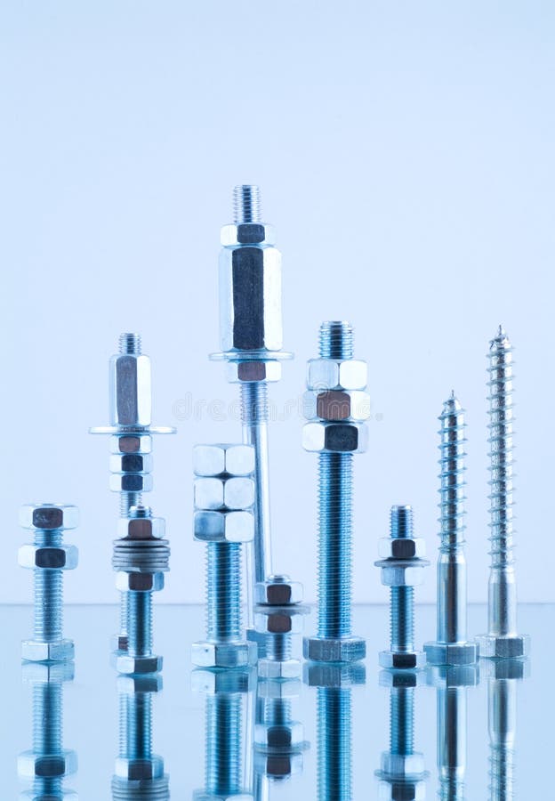 Schrauben, Schrauben, Muttern Stockfoto - Bild von instrument, aufsatz ...