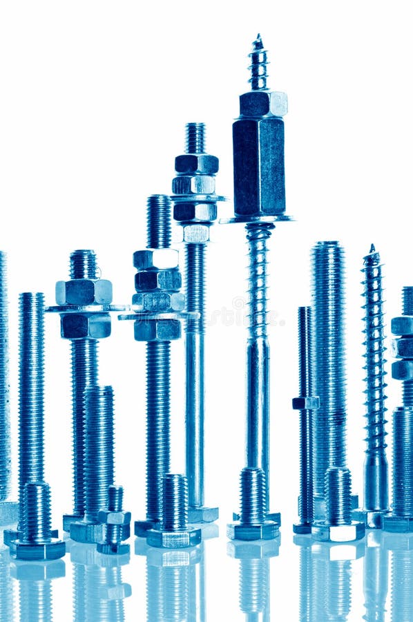 Schrauben und Muttern stockbild. Bild von metall, spannen - 8100277