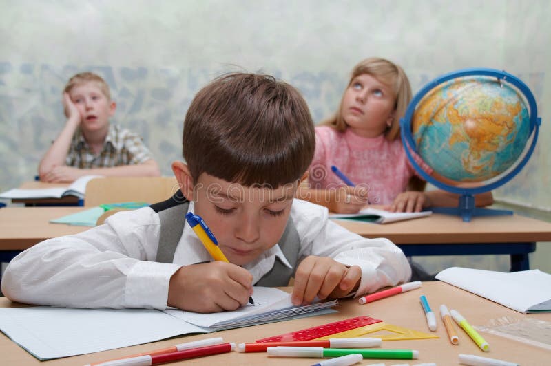Schule, Verschiedene Zeichen Stockfoto - Bild von anfänge, lektion: 3001332