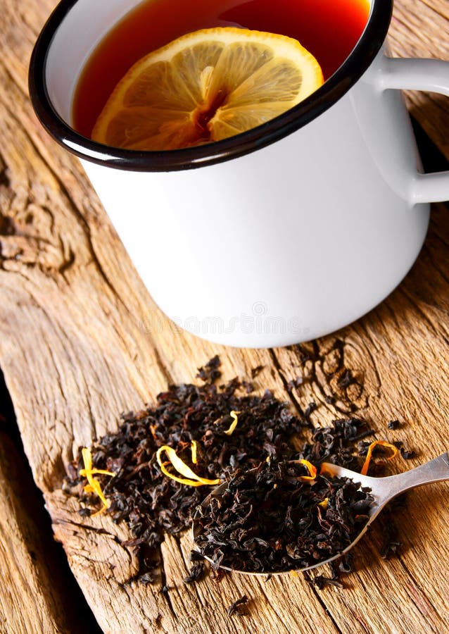 Schwarzer Tee mit Zitrone. stockfoto. Bild von geschmack - 34216934