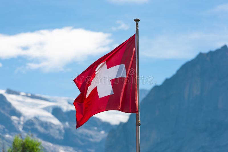 Flagge Von Der Schweiz Und Von Alpen-Bergen Stockbild - Bild von kreuz ...