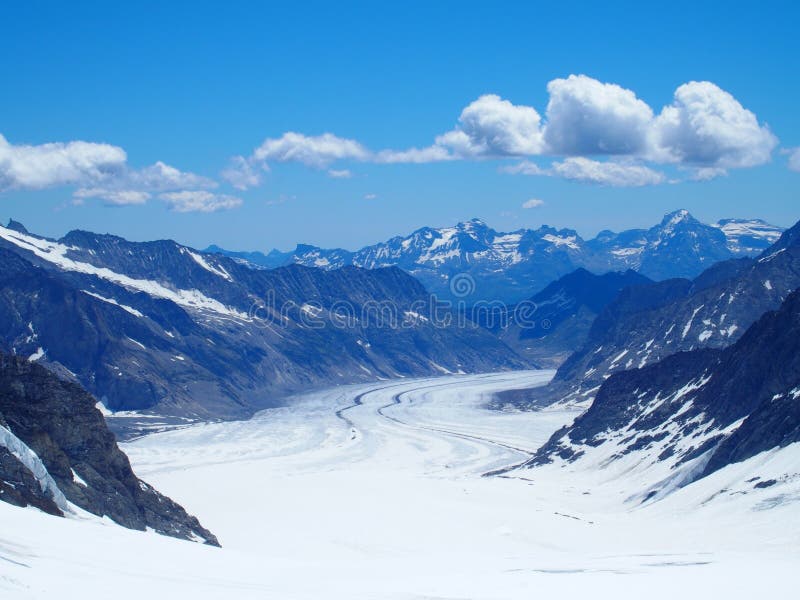 Schweizer Gletscher in Den Alpen Stockfoto - Bild von reise, extrem ...