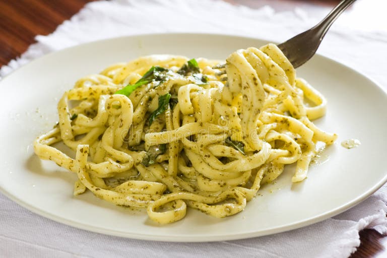 Scialatielli with pesto stock photo. Image of fettuccine - 2903368