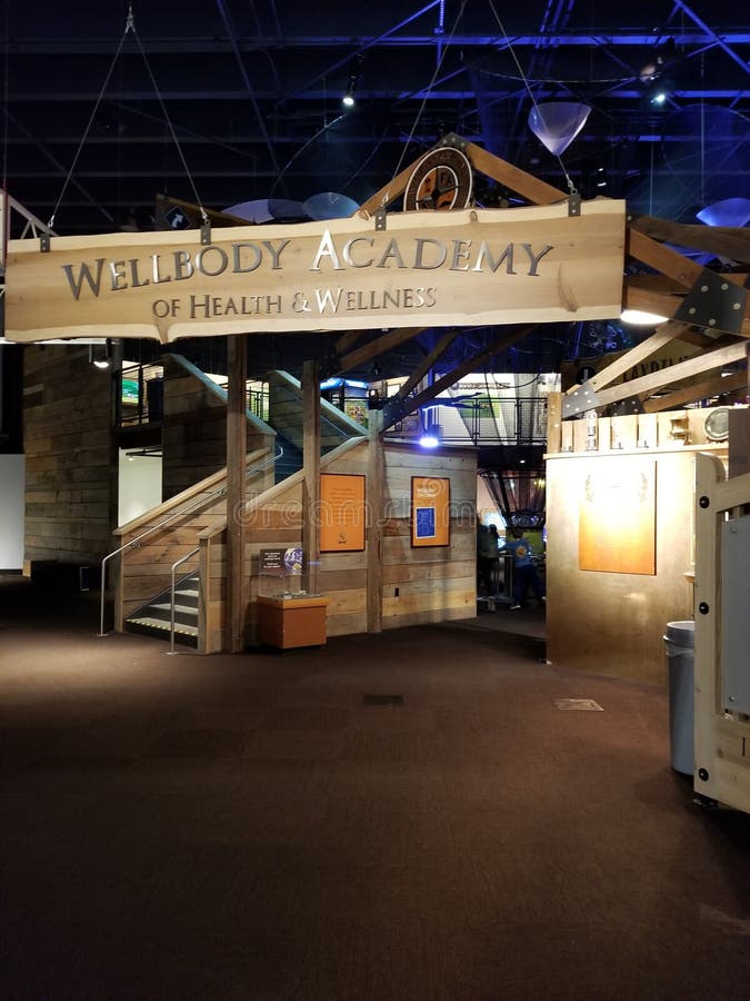 Science Center Exhibit editorial stock image. Image of pacific - 124924504