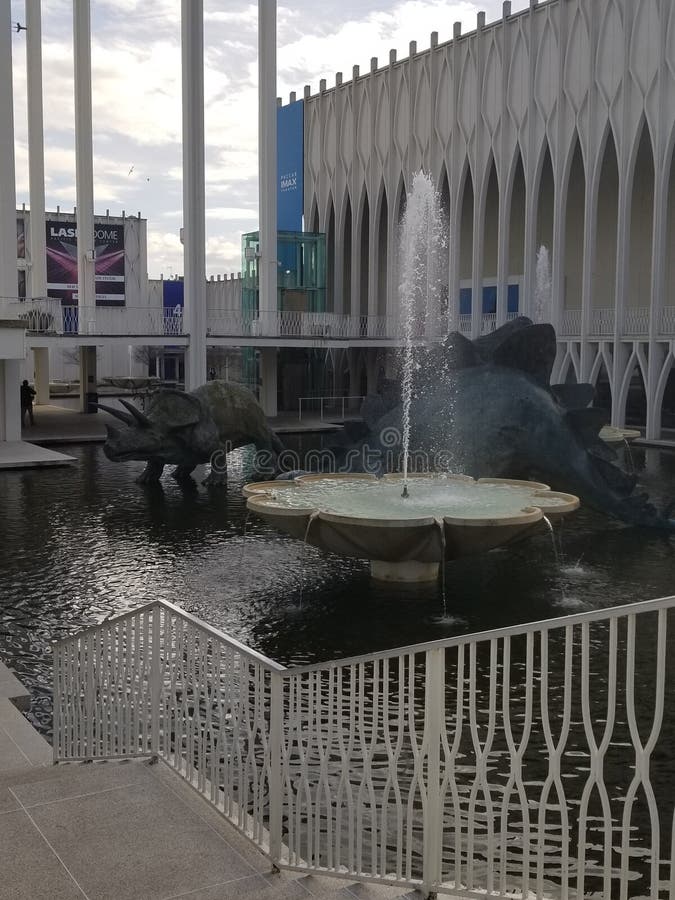 Science Center editorial stock photo. Image of seattle - 124965413