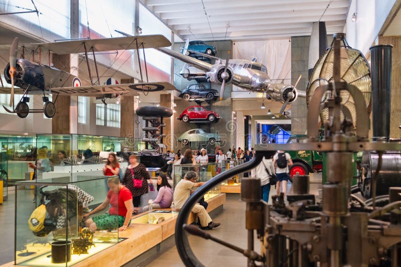 The Science Museum in London Editorial Photography - Image of england ...